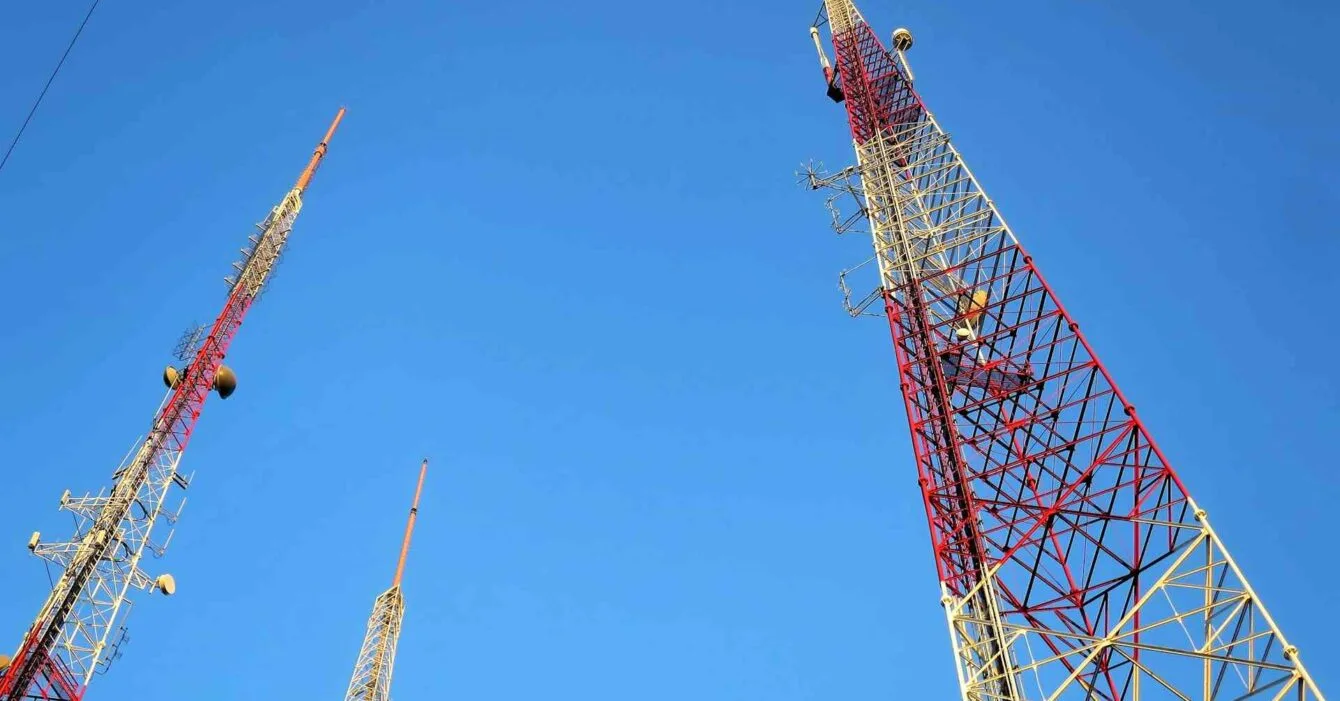 The Philippines Telecom Infrastructure Races to Expand